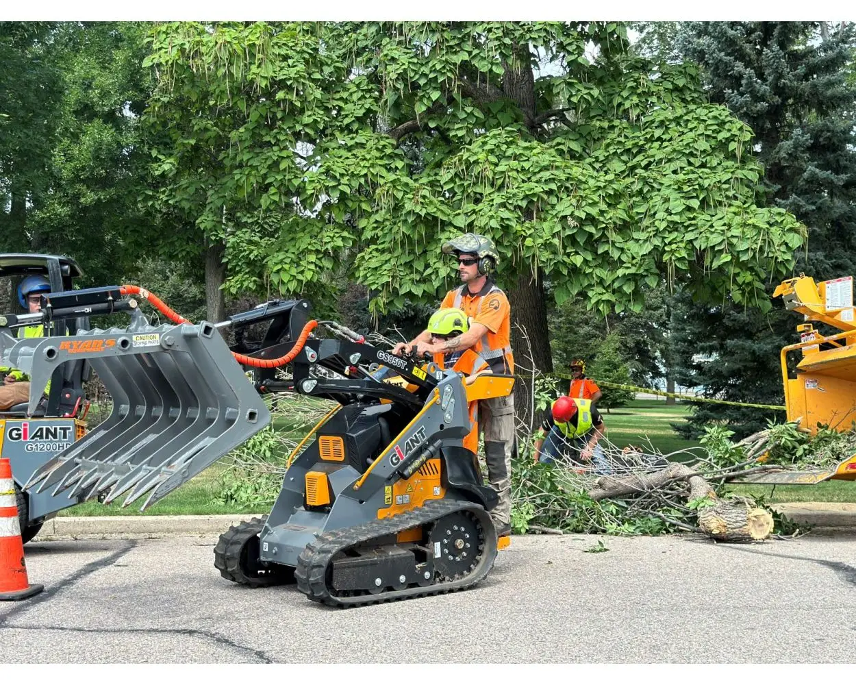 mini skid steer